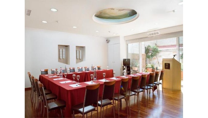 Acropolis Select Hotel din Atena Grecia travos.md